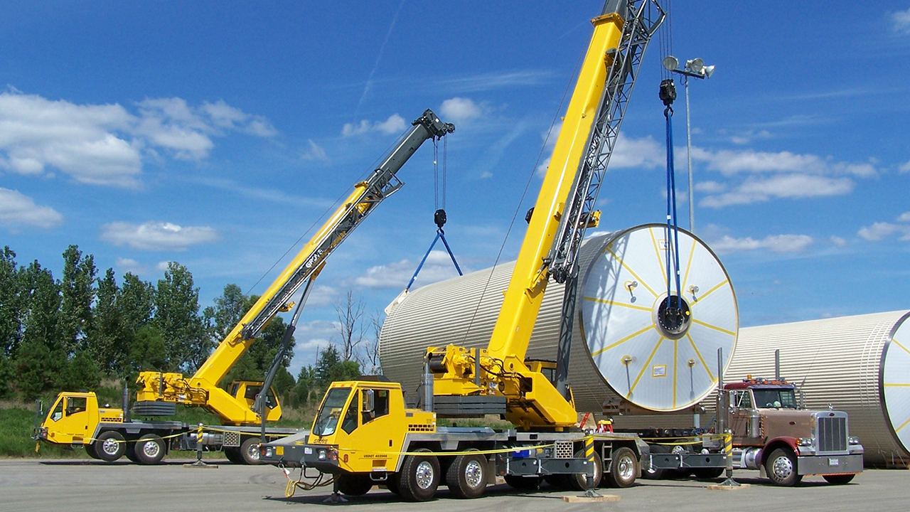 Ultimate Guide to Crane Operator Certification Programs - Associated ...